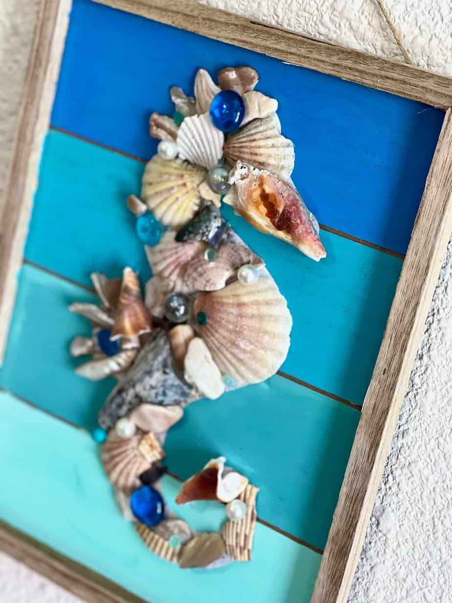 Ombre Seashell Seahorse - Manda Panda Projects