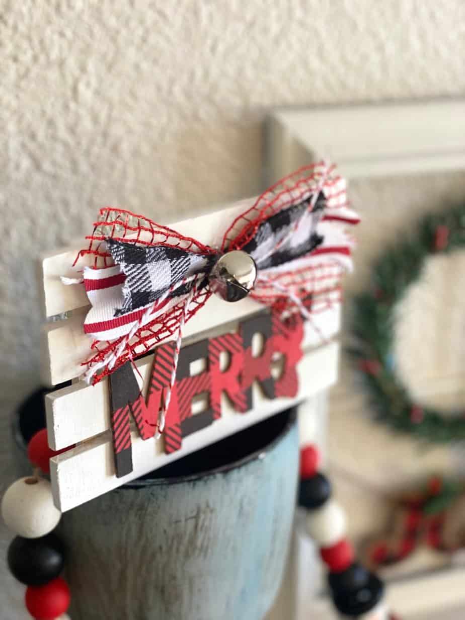 Dollar Tree Merry Pallet Board - Manda Panda Projects