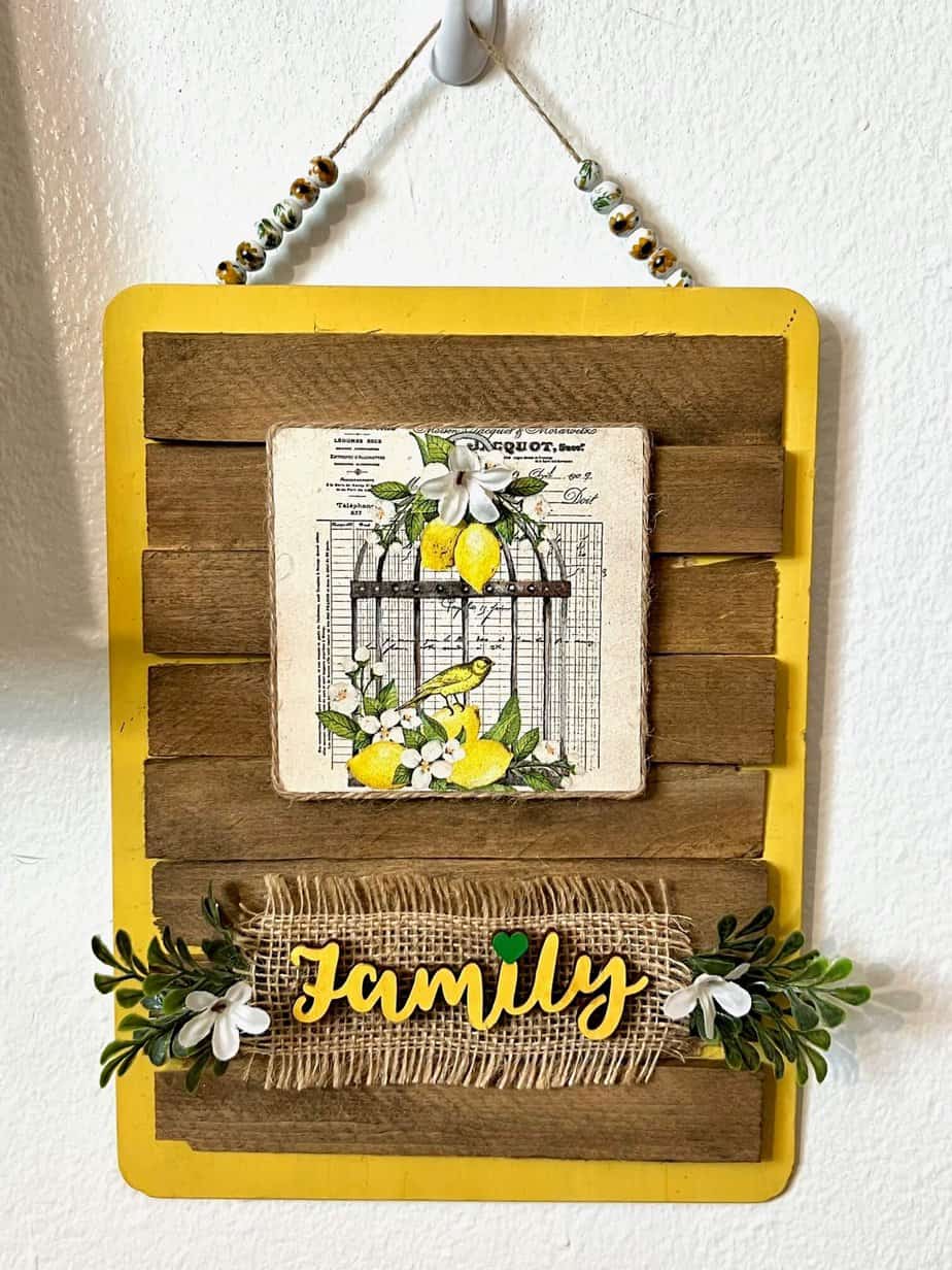 Lemon Birdcage Napkin "Family" Sign - Manda Panda Projects