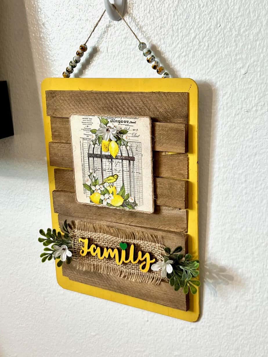 Lemon Birdcage Napkin "Family" Sign - Manda Panda Projects