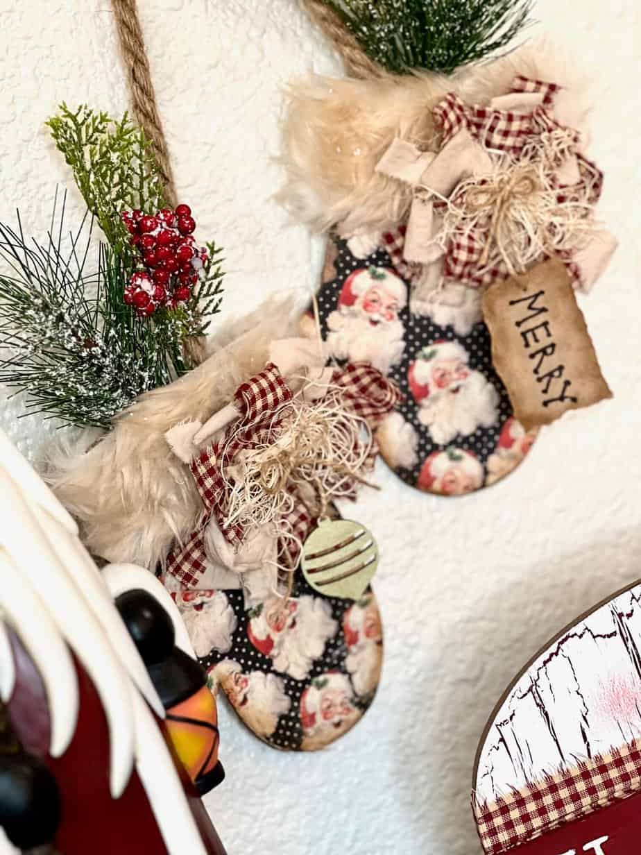 DIY Hanging Christmas Mittens - Manda Panda Projects