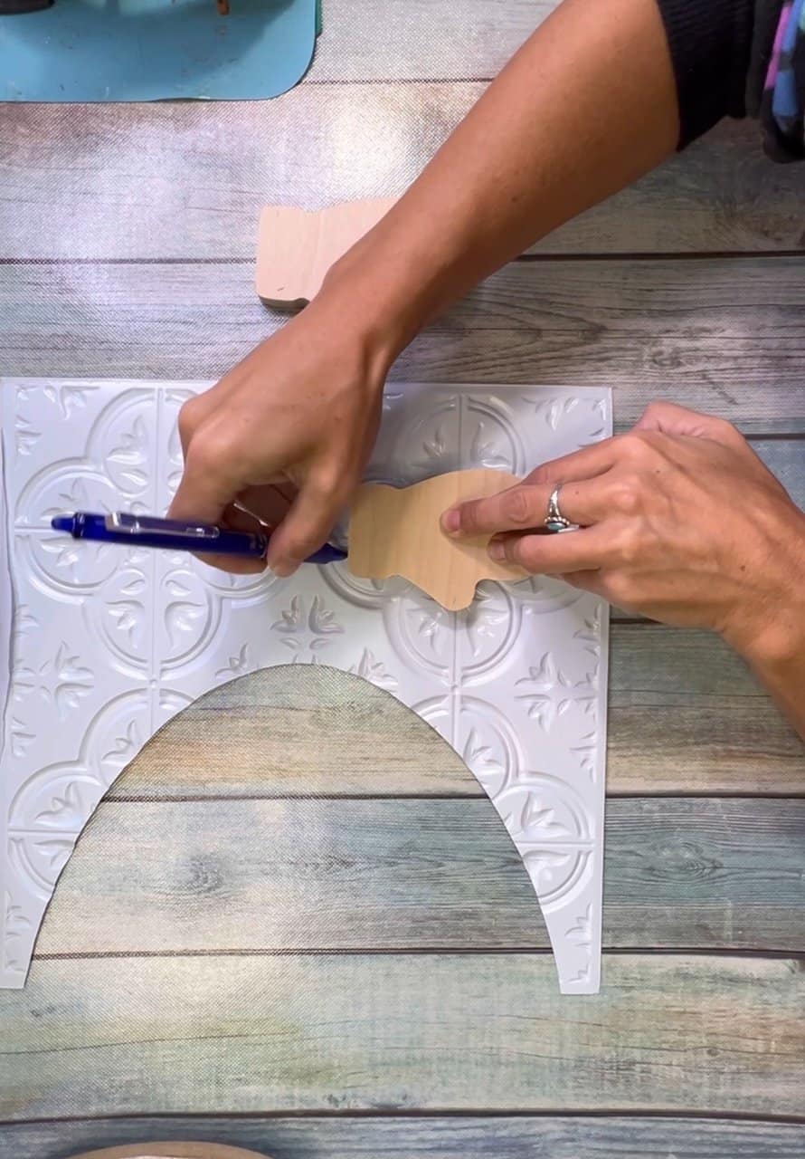 Wooden Winter Mittens Decor - Manda Panda Projects