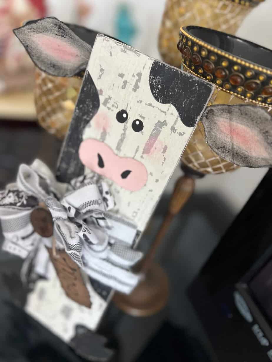 Wood Cow Decor - Manda Panda Projects