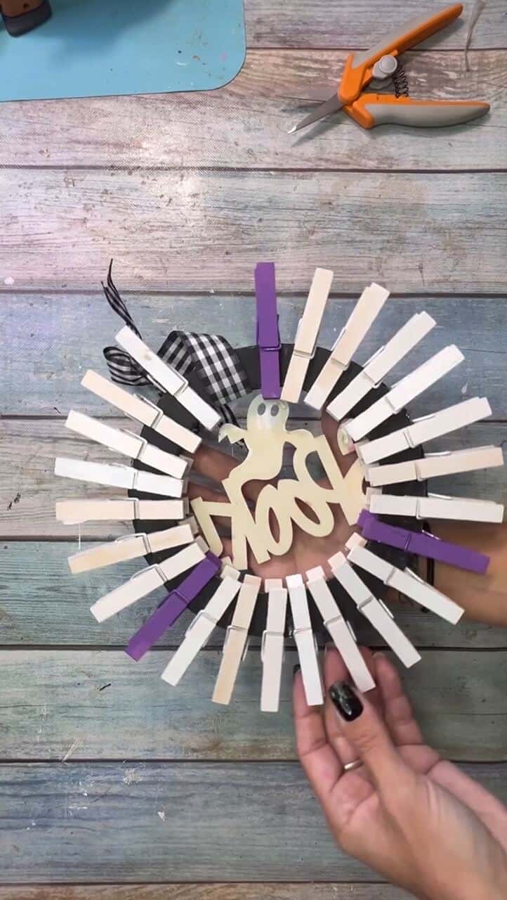 Spooky Halloween Clothespin Napkin Wreath - Manda Panda Projects